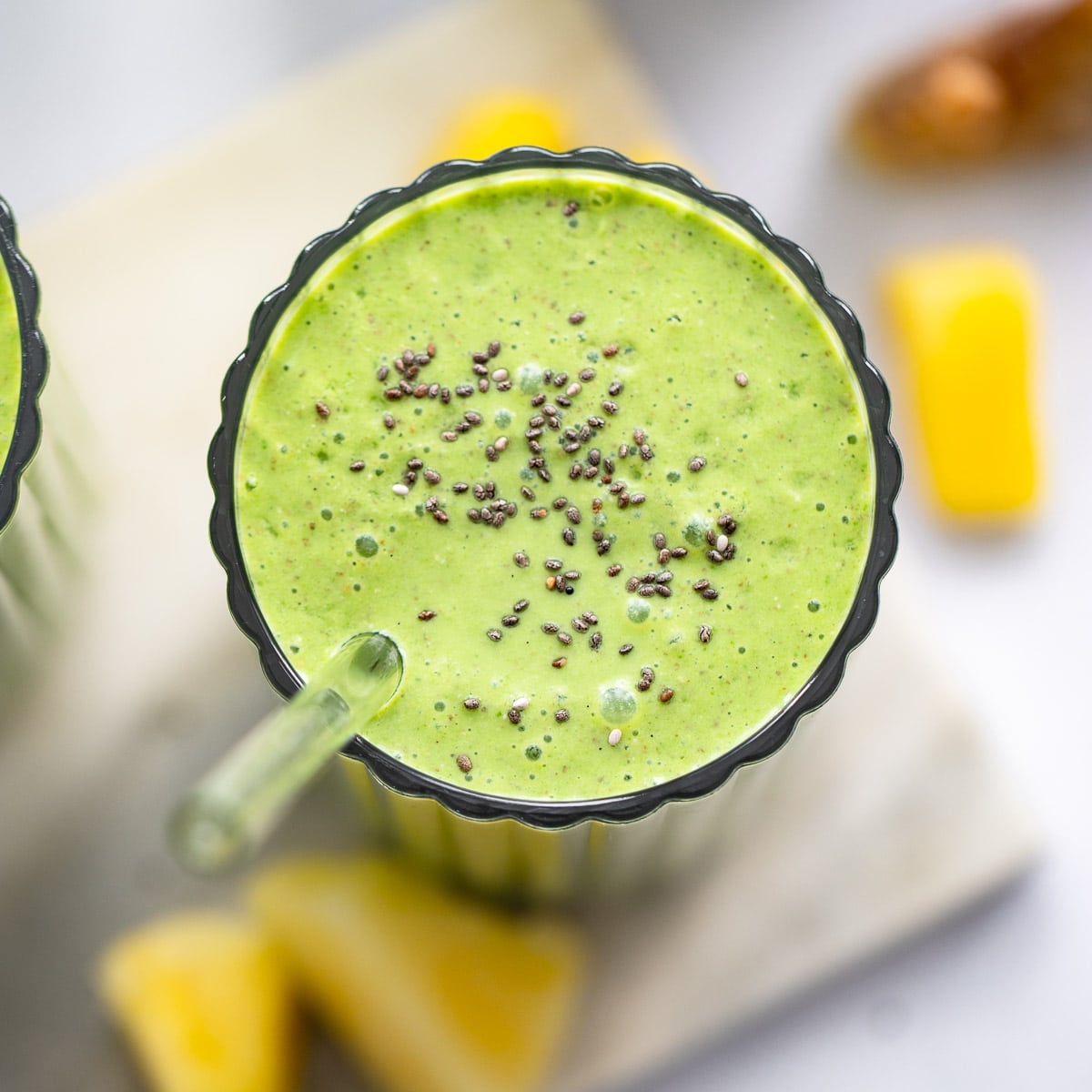 Creamy Superfood Smoothie Recipe (6 Simple Ingredients!)